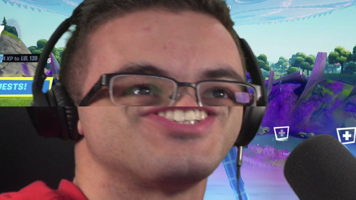 bombastic side eye Meme Sound Effect - Voicy