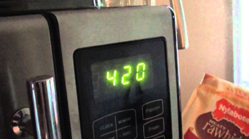 its 420 Meme Sound Effect - Voicy