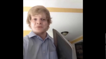 Hi, my name is Derek, welcome to Pizza Hut vine Meme Sound Effect - Voicy