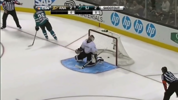 Pucks Hitting The Post Meme Sound Effect - Voicy