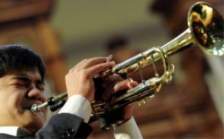 Failure Trumpet Sound Indicated By Blowing Air out Meme Sound Effect ...